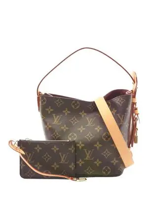 LOUIS VUITTON 2021 Monogram Handbag - Brown