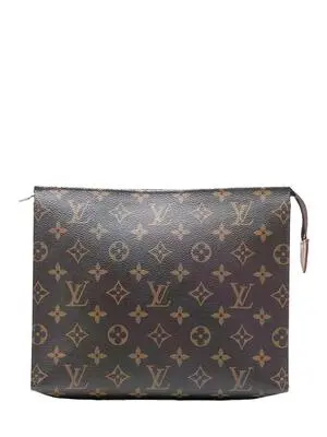 LOUIS VUITTON 2019 Monogram Toiletry Pouch 26 - Brown