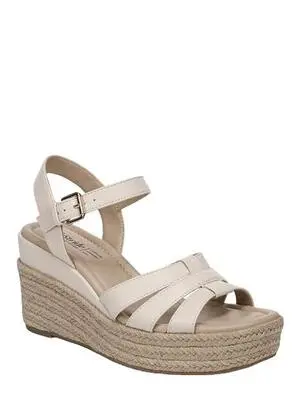 LIFESTRIDE Havana Platform Sandal - Cream