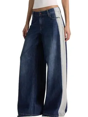 Alice + Olivia Stu Side Jeans - Stripe