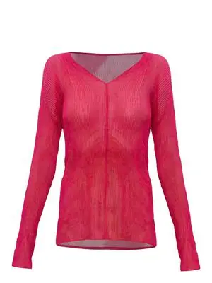 Issey Miyake Pleated V-neck Top - Pink