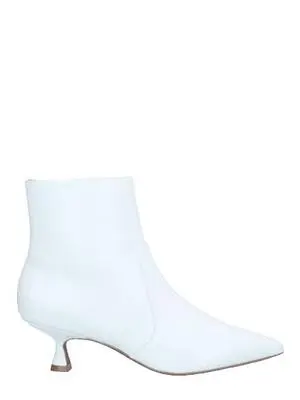 STUART WEITZMAN Ankle Boots In Nappa Leather - White