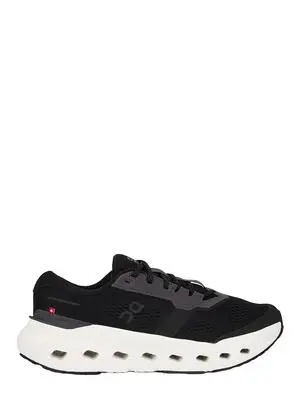 On Cloudrunner 3 - Black & Ivory