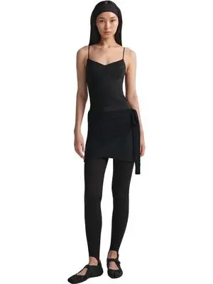 Nike Skims Matte V-panel Stirrup Leggings - Black