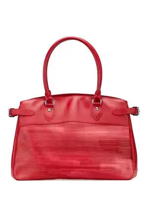 LOUIS VUITTON 2006 Epi Passy Gm Handbag - Red