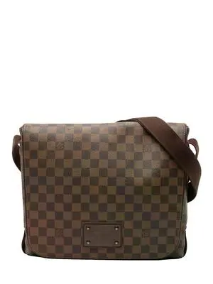 LOUIS VUITTON 2010 Damier Ebene Brooklyn Mm Messenger Bag - Brown