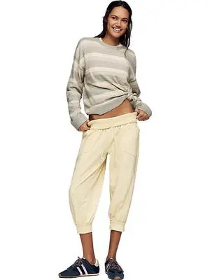 DAILY PRACTICE BY ANTHROPOLOGIE Easygoing Capri Sweatpants - Pastel Yellow