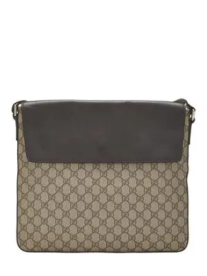 Gucci Gg Supreme Messenger Bag - Beige