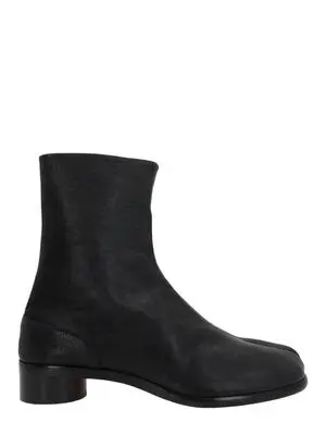 MAISON MARGIELA Tabi Leather Boots - Black