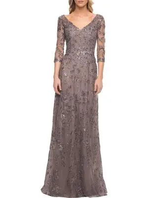 LABOMME Beaded Lace Gown With V-neckline And Sleeves - Gunmetal