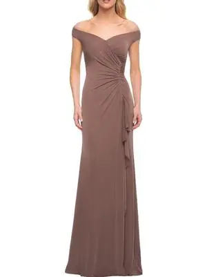 La Femme La Femme Off-the-Shoulder Ruched Jersey Gown Cocoa