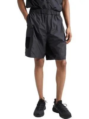 Moncler Ripstop Cargo Shorts - Black