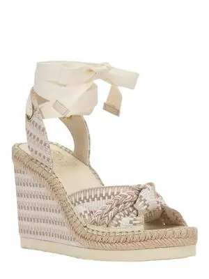 VINCE CAMUTO Bealie Platform Wedge Sandal