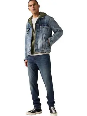 LEVI'S 512 Slim Taper Fit Jeans - Breaking News