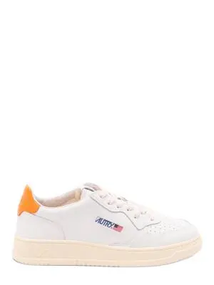 AUTRY Medialist Low Leather Sneakers - Orange