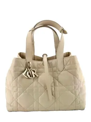 Dior Toujours Macrocannage Quilt Calfskin Medium Tote Bag - Neutrals
