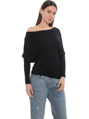 MONLICIA Long Sleeve Off-Shoulder Top