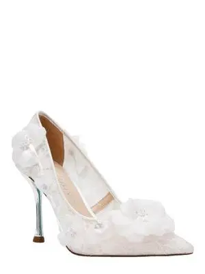 Betsey Johnson Darcy Pointed-toe Pump - Ivory