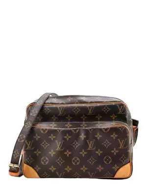 LOUIS VUITTON Nil Messenger Bag Monogram Canvas 28 - Brown
