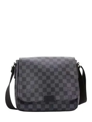 LOUIS VUITTON District Messenger Bag Damier Graphite Pm - Black
