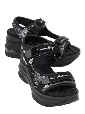 PROLOGUE SHOES Arthur Strap Platform Sandal - Black
