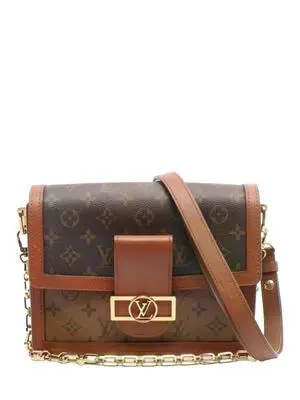 LOUIS VUITTON 2019 Monogram Reverse Dauphine Mm - Brown