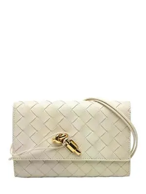 Bottega Veneta Nappa Intrecciato Andiamo Pouch On Strap Crossbody Bag - White