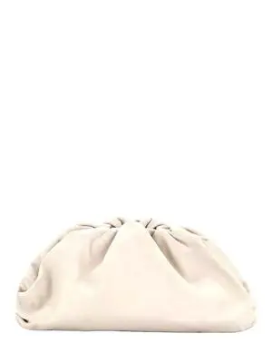 Bottega Veneta The Pouch Leather Clutch - Neutrals