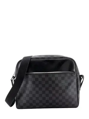 LOUIS VUITTON Dayton Reporter Damier Graphite Mm Crossbody Bag - Black