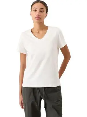PACT Organic Cotton Softspun Essential V-neck Tee - Cream