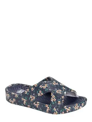 MUK LUKS Spa Day Sandals - Navy Floral
