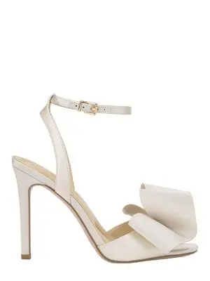 Vince Camuto Olivine High Heel - Off White