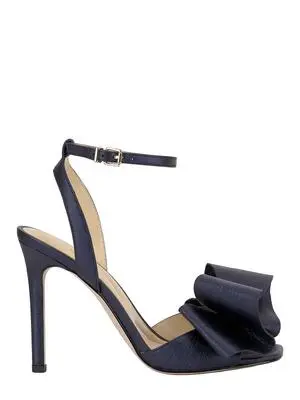 VINCE CAMUTO Olivine High Heel