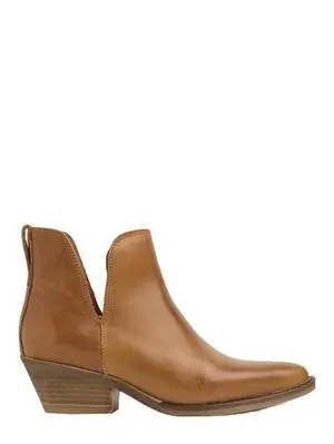 CELTIC & CO. Leather Split Detail Ankle Boots - Tan