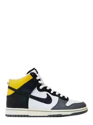 Nike Dunk Sneakers - White