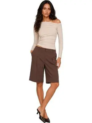 MONLICIA Lune Asymmetric Off-shoulder Long Sleeve Stretch Top - Ecru