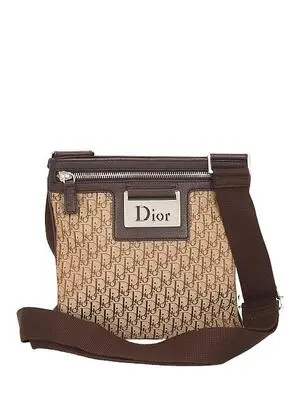 Undefined Dior Street Chic Messenger Bag - Beige
