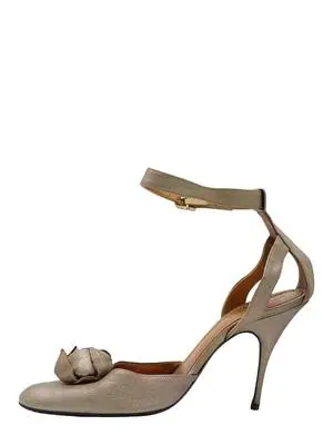 Givenchy 105mm Floral-appliqué Pumps - Neutrals