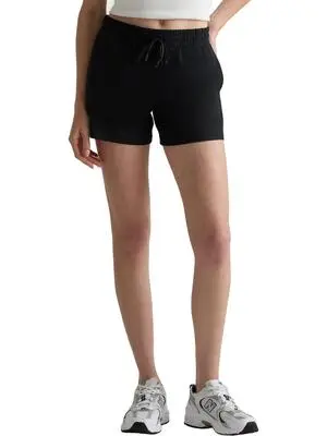 QUINCE Performance Flowknit Shorts