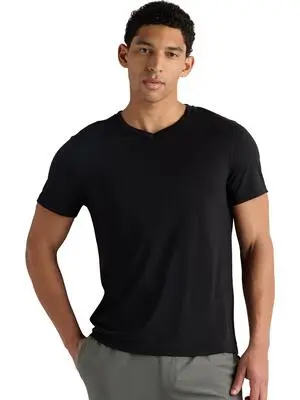 Quince 100% Merino Wool All-season V-neck Base Layer T-shirt - Black