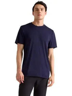 Quince Men's Ultra-light Performance T-shirt Deep Navy