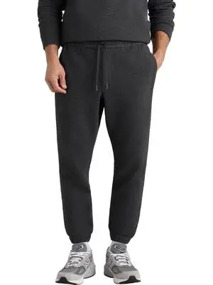 Quince Men's Waffle Knit Joggers Heather Charcoal