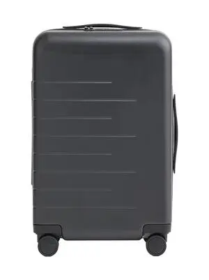 Quince Expandable Small Carry-on Suitcase - Black