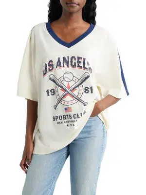 GOLDEN HOUR La Sports Club 81 Graphic T-shirt - Marshmallow