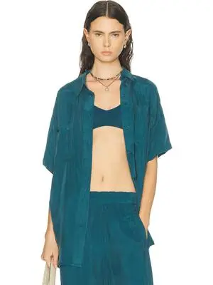 LEFT ON FRIDAY Day Trip Button-down Shirt - Deep End