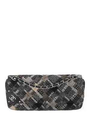 Chanel East/west Flap Medium - Black