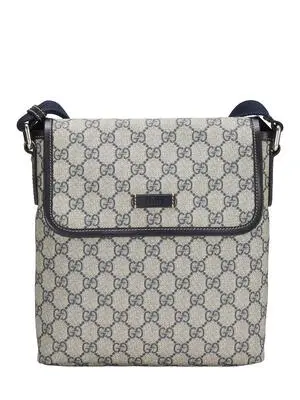 GUCCI GG Supreme Flap Messenger