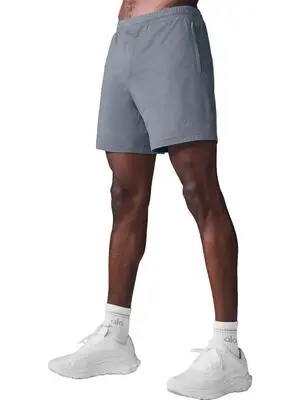 Alo Yoga 7" Conquer React Performance Short - Steel Grey