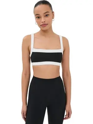 FORM Straight Neck Bra - Black/white