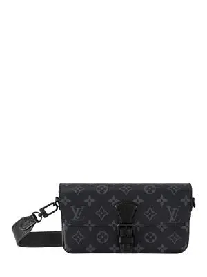 LOUIS VUITTON Montsouris Wearable Wallet